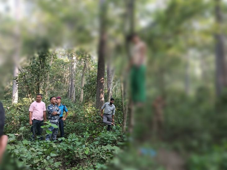 Body of a Nepali woman found hanging from a tree in Bahraich | बहराइच ...