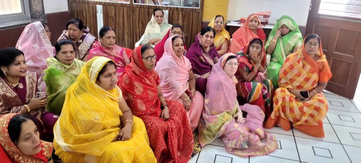 Jain community celebrated Lord Neminath's Garbha Kalyanak Day, recited ...