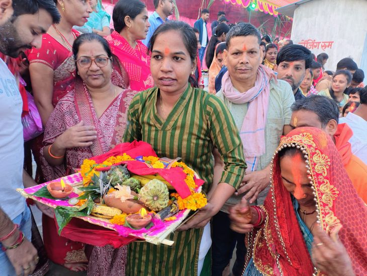 Tradition: Three family members started celebrating Chhath 35 years ago ...