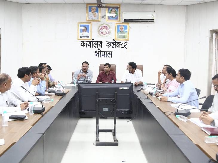 Bhopal's Public Service Manager will be deducted 15 days' salary ...