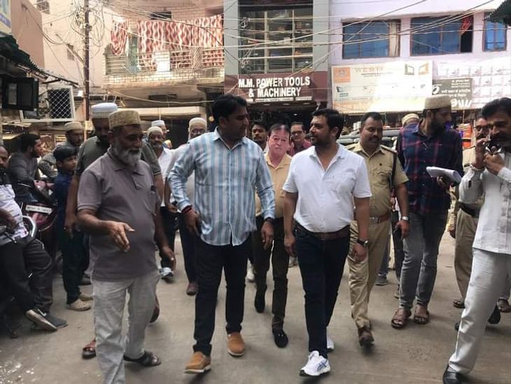 The 53rd religious leader of the Dawoodi Bohra community will come to ...