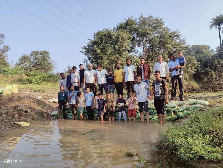 Second phase of Bori Dam campaign in Badnawar The dam was made of 220 ...