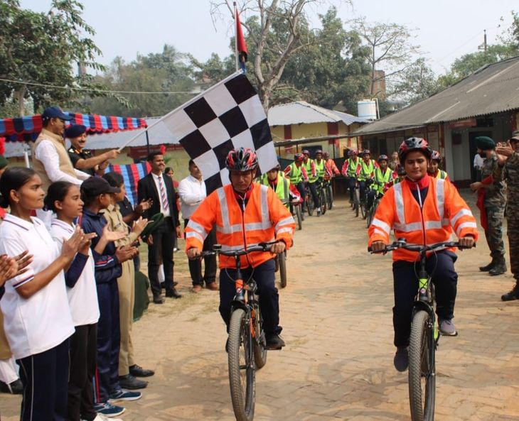 NCC cadets took out a cycle rally with the message of unity and ...