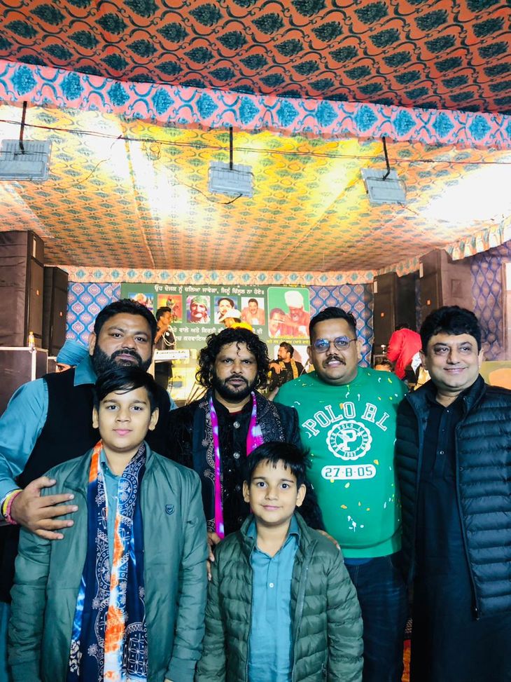 Ladi Sai Ji De Bande Aan... made his presence felt by singing beautiful ...