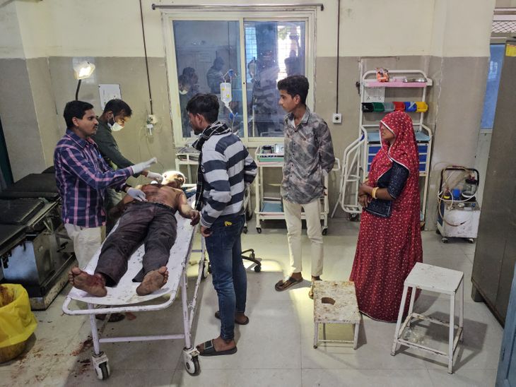 A young man was beaten up when the tractor wheel went into the field ...