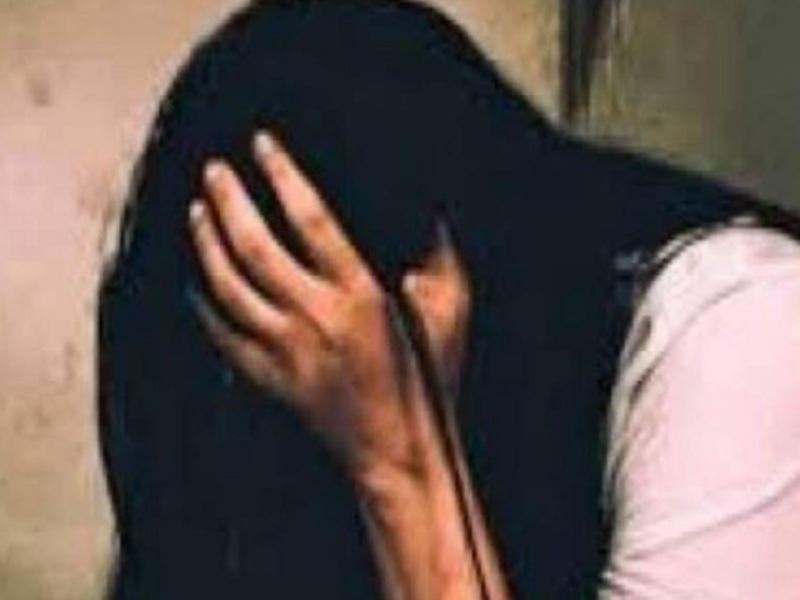 In Prayagraj, a competitive student was told that she will throw acid ...