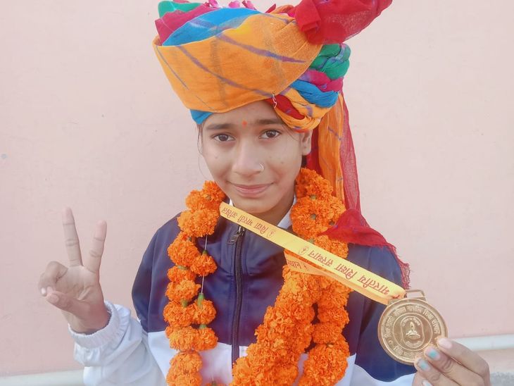 Didwana's Palak Kamdar won the gold medal | डीडवाना की पलक कामदार ने ...
