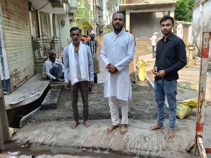 Construction work is going on in Timarni without work order | टिमरनी ...