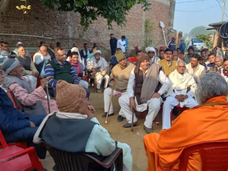 Saroth village in Saadabad is the center of discussion regarding the ...