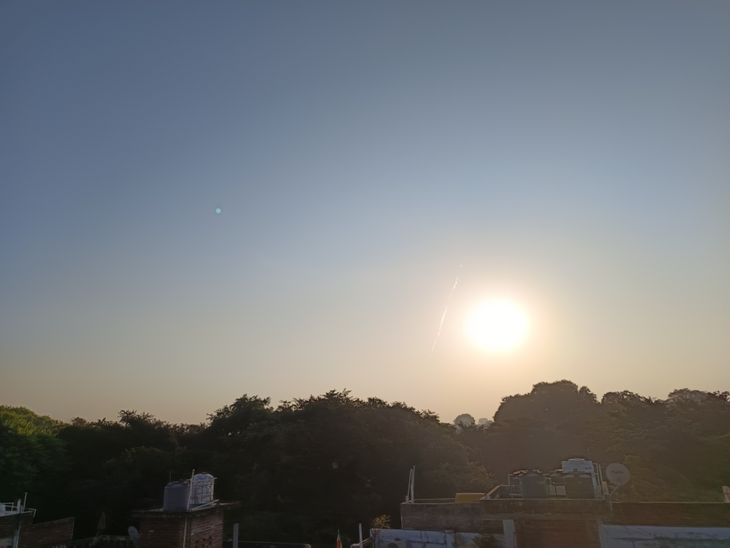 Weather will change due to movement of clouds in Lucknow There will be a change from 8-9 ...