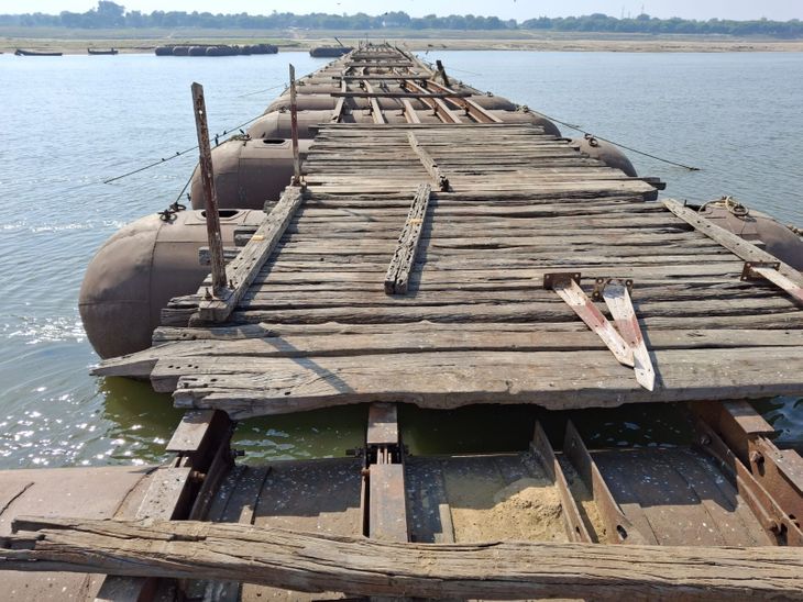 Construction of Pipapul is progressing at a slow pace in Gopiganj