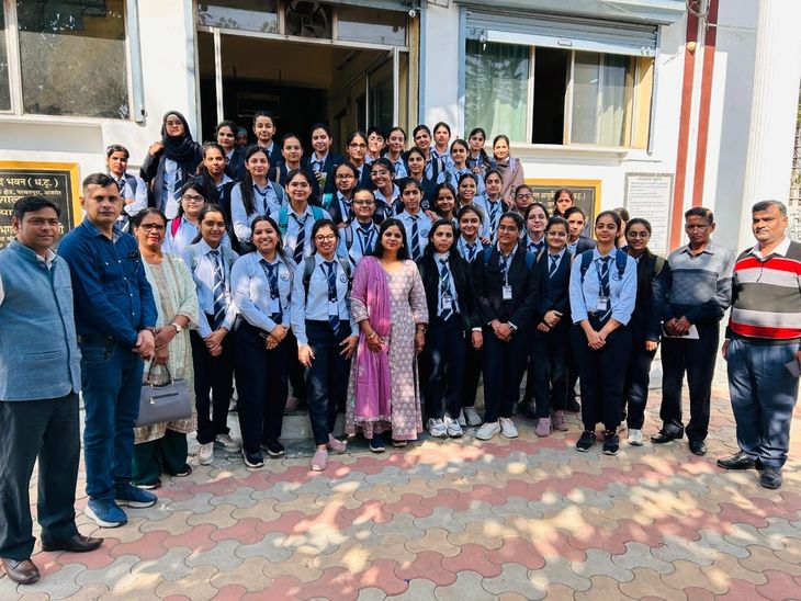 Industrial visit was organized by Subodh Mahila Mahavidyalaya