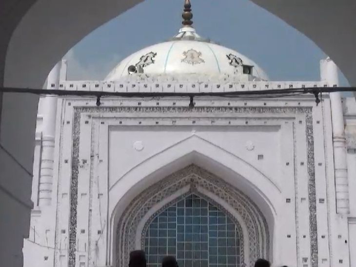 UP Badaun Masjid Neelkanth Mahadev Mandir Dispute | Badaun News ...