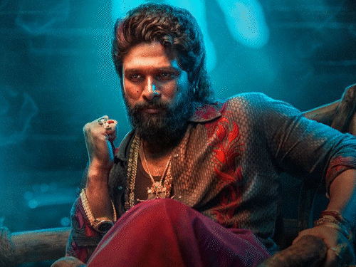 kochi theatre shows only the climax of pushpa 2 | कोच्चि थिएटर में ...