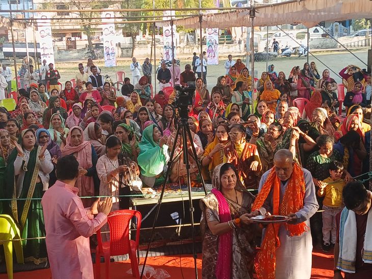 If all the members of the family recite Sunder Kand together, then ...