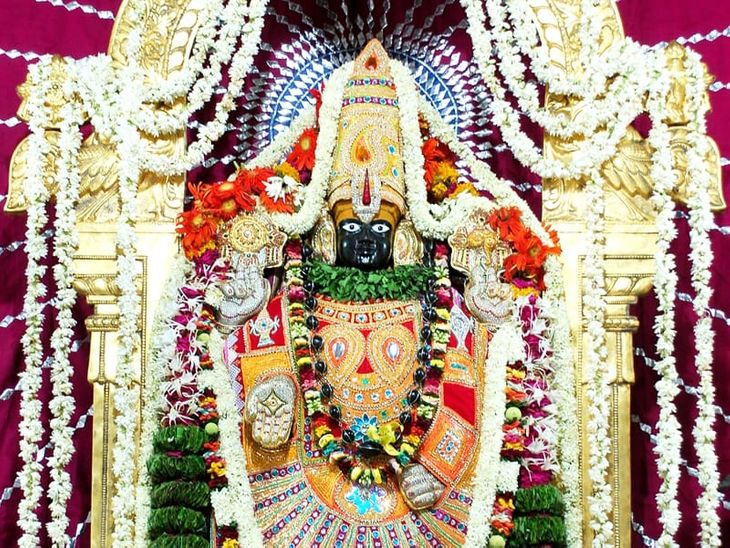 Dhanurmas festival begins at Sri Lakshmi Venkatesh Devasthan Chhatribag ...
