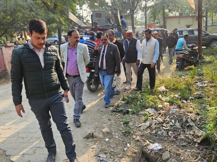 Fatehpur Assistant Stamp Commissioner inspected the sub-registration ...