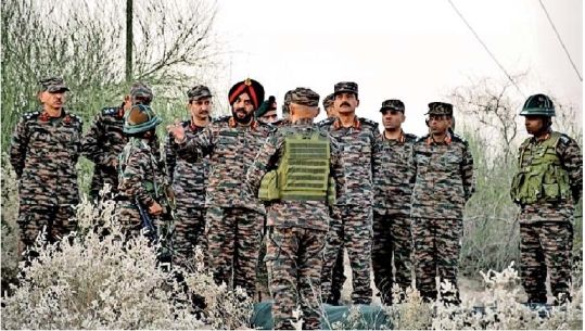 Tanks roared in the exercise 'Gandeev Prahar' in Mahajan Range ...