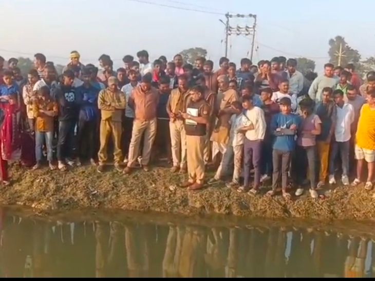 The body of a young man was found floating in the canal in Itwa | इटवा ...