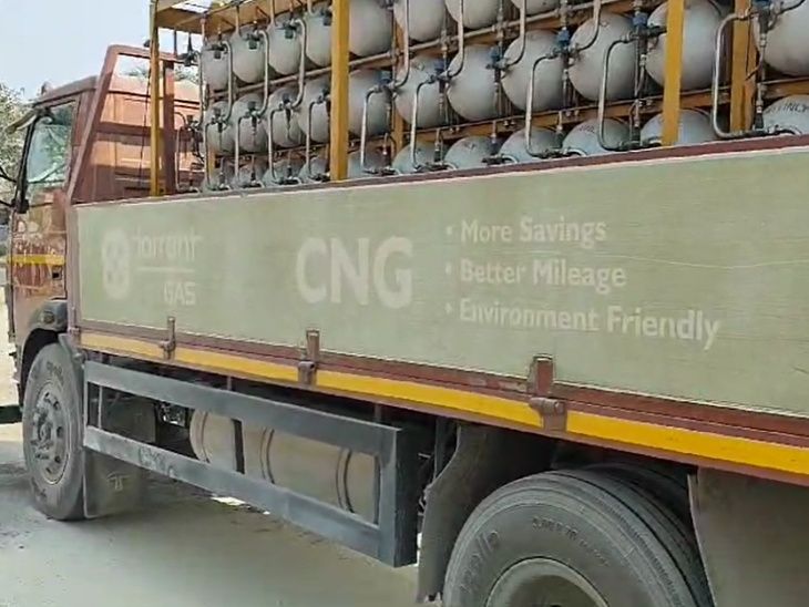 Jaipur CNG Gas Truck Fire Accident Photo Video Update | जयपुर में CNG ...