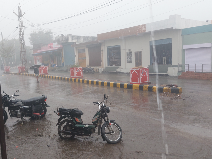 Mawth happened in the evening, it will prove to be Amrit for the crops ...
