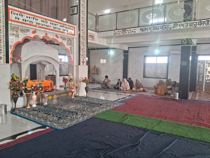 Shabad Kirtan was performed by the Sikh congregation in the Gurudwara ...