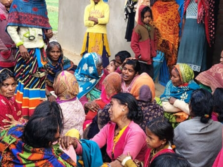 A person kept wandering around to get KYC done in Duddhi and died ...