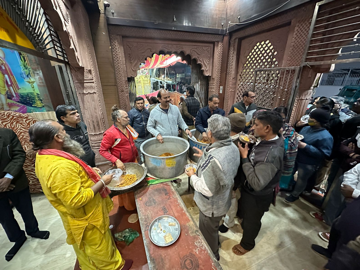 Posh Bada festival celebrated with devotion in Sankatmochan Hanuman ...