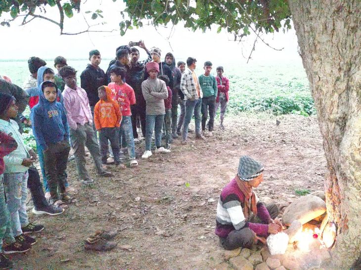 Claim to find ancient Mahadev temple in Sahaswan | सहसवान में प्राचीन ...