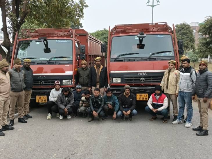 8 members of scrap theft gang arrested