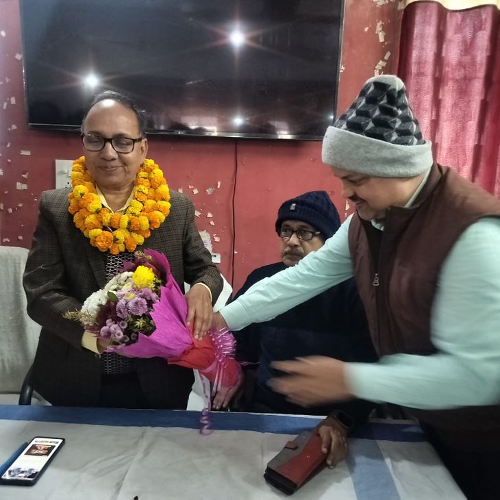 New Civil Surgeon Dr. Akhilesh Kumar took charge