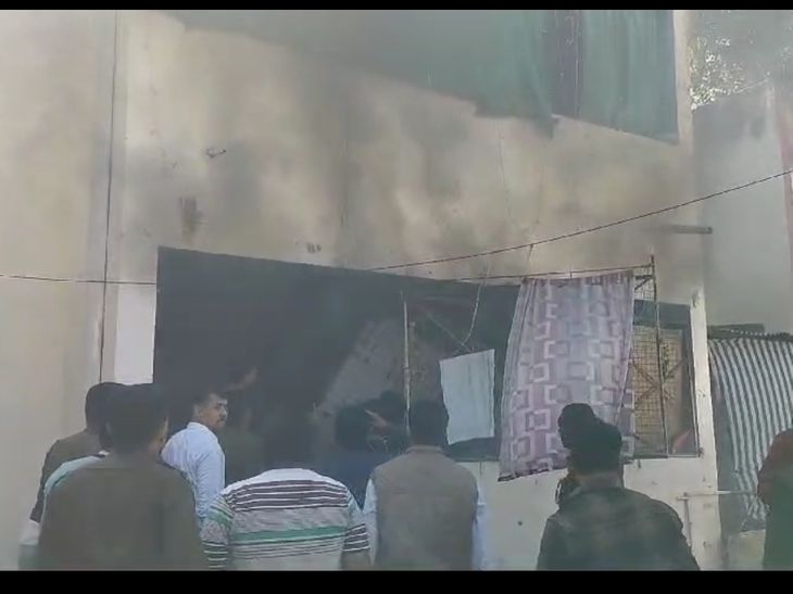 Fire broke out in constable's government quarter in Timarni