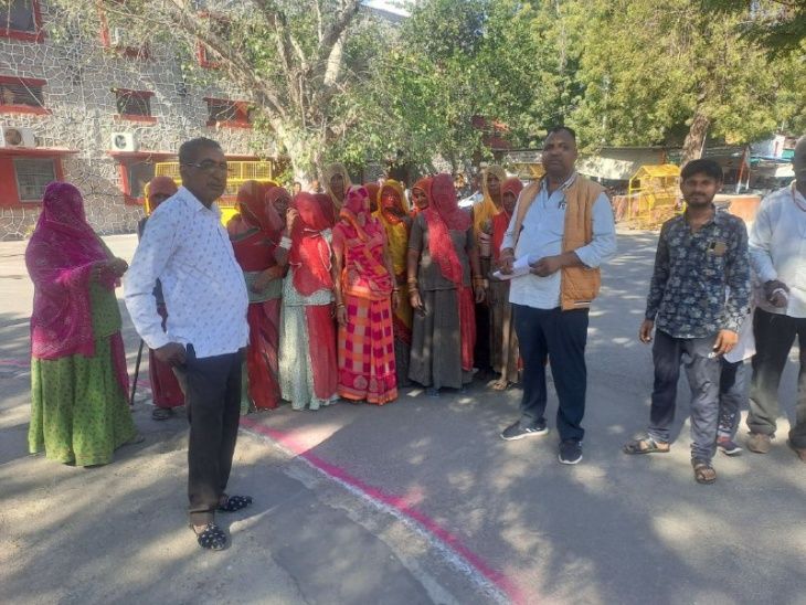 Drinking water shortage in Utvan-Akeli village of Pali, people worried