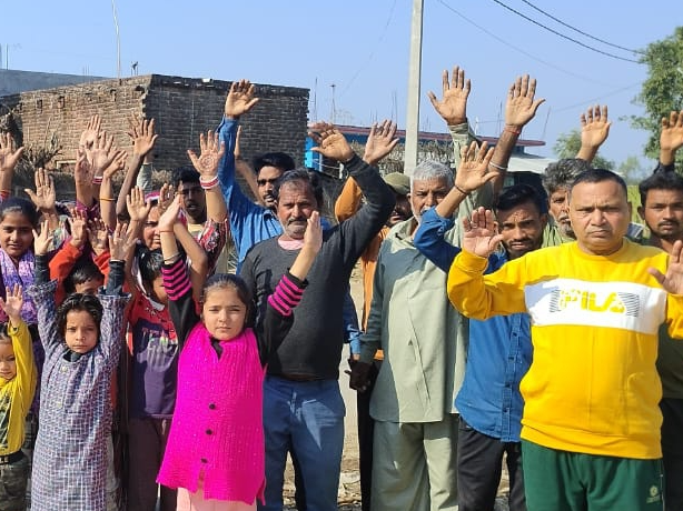 Villagers angry over one-sided land measurement in Ninghasan | निंघासन ...