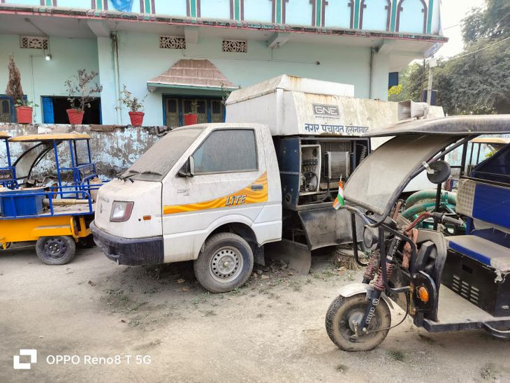 Trouble due to mosquitoes in Hussainabad city, fog machine is useless ...