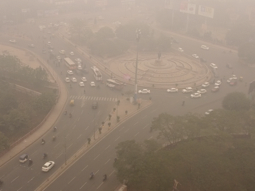 Historical buildings hidden in the dense fog of Lucknow - Drone video
