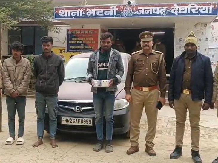 Three thieves arrested along with stolen car
