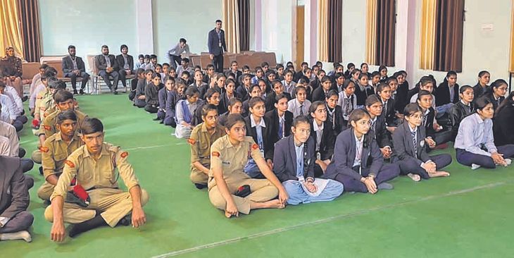 Hindi day celebrated in Subhash School | सुभाष स्कूल में हिंदी दिवस ...