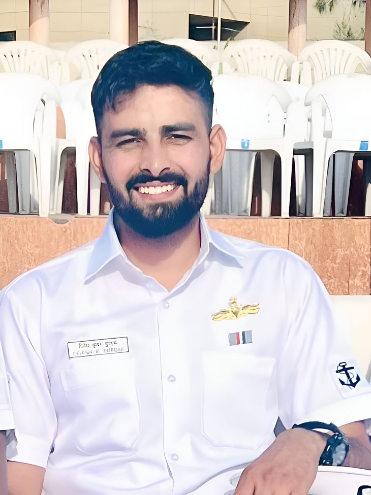 The soldier's last rites will be performed with honour today | जवान का ...