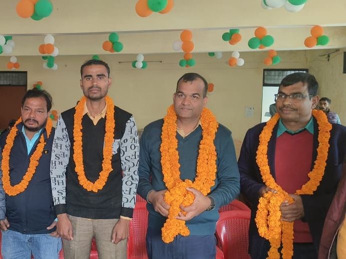 Arvind Pandey again became the president of Ghosi Lekhpal Sangh