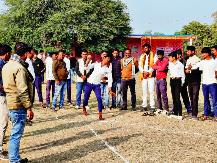 Children showed their strength in sports in Vardha | वर्धा में बच्चों ...