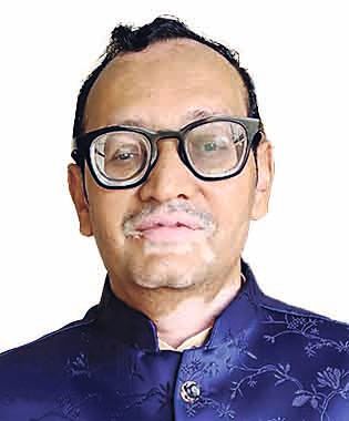 Pandit Dr. Paliwal received Swami Vivekananda Award | पंडित डॉ. पालीवाल ...