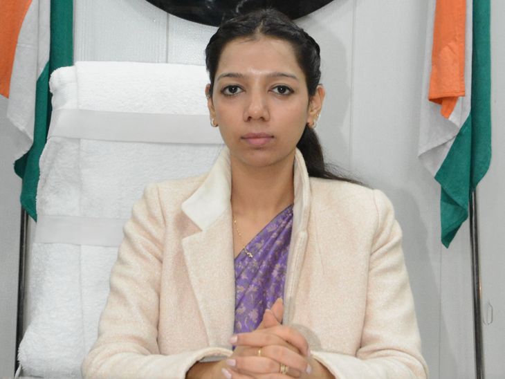 DM Asmita Lal took charge | डीएम अस्मिता लाल ने संभाला बागपत का ...