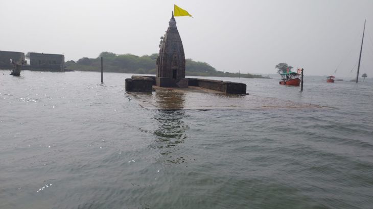 When the water level decreased, the peak of Datta temple became visible ...