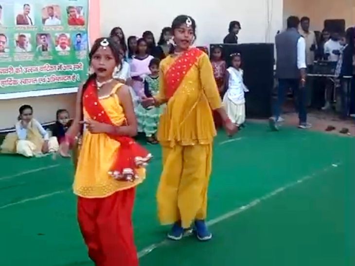 Discovery of cultural talents in Duddhi | दुद्धी में सांस्कृतिक ...