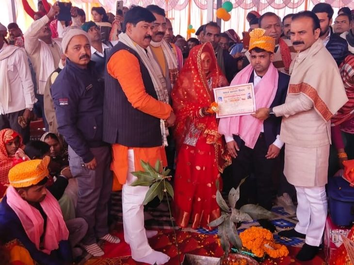 Chief Minister organizes mass marriage in Kamalpur