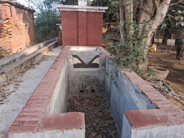Government tube well is out of order since two years | दो साल से खराब ...