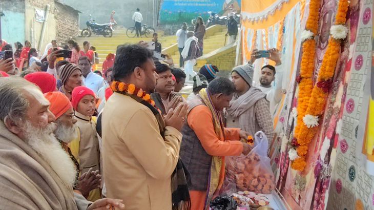 Vishwamitra Sena celebrated the first anniversary of Shri Ramlala Pran ...