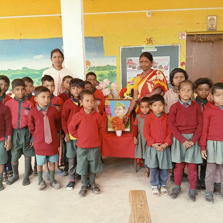 Subhash Chandra Bose's birth anniversary celebrated at Shailputri ...