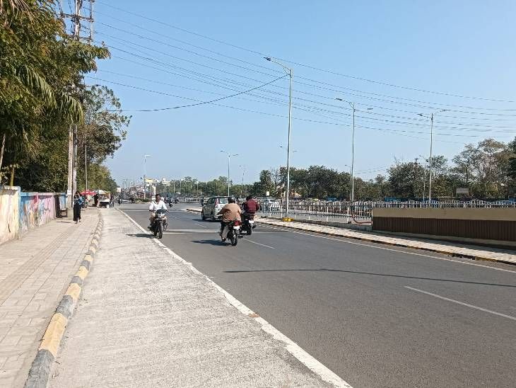 Day temperature in Indore increased by 1 degree